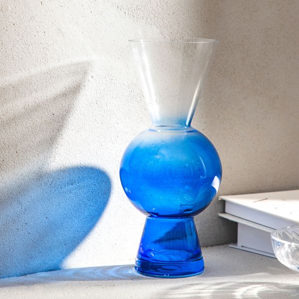 Wazon VASEO szklany niebieski transparentny 7x25cm
